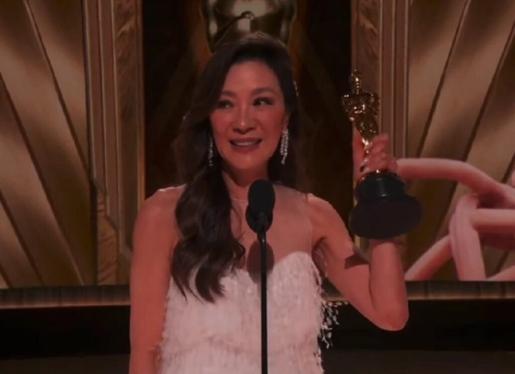 Michelle Yeoh becomes the first Asian to Win Oscar for Best Actress