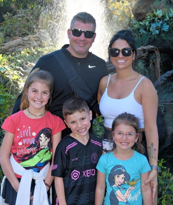 Who Is Bonnie Balderas Cox? Wiki, Biography, Age, Husband, Height ...