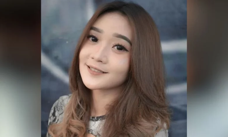 Who Is Difarina Indra? Wiki, Biodata, Age, Boyfriend, Height, Family ...