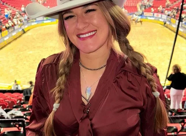 Who Is Emmie Sperandeo? Wiki, Biography, Age, Height, Boyfriend, Family ...