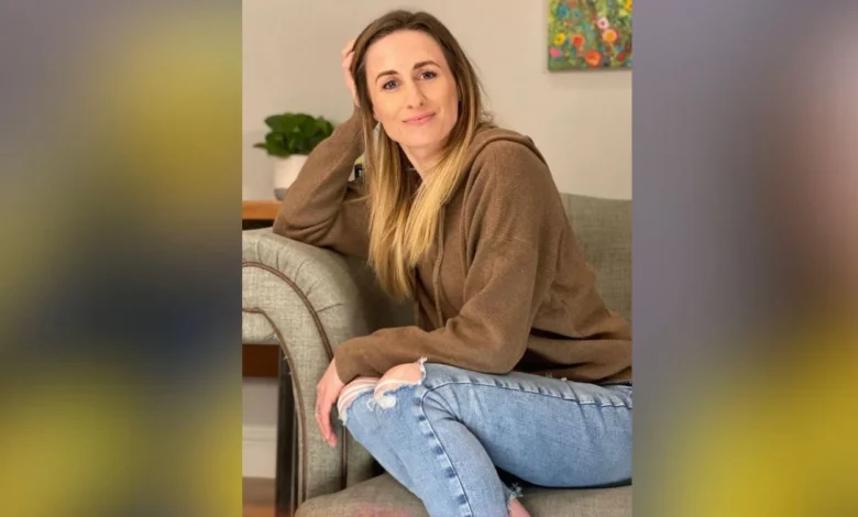Who is Dr. Julie Smith? Wiki, Biography, Age, Husband, Family, Net Worth