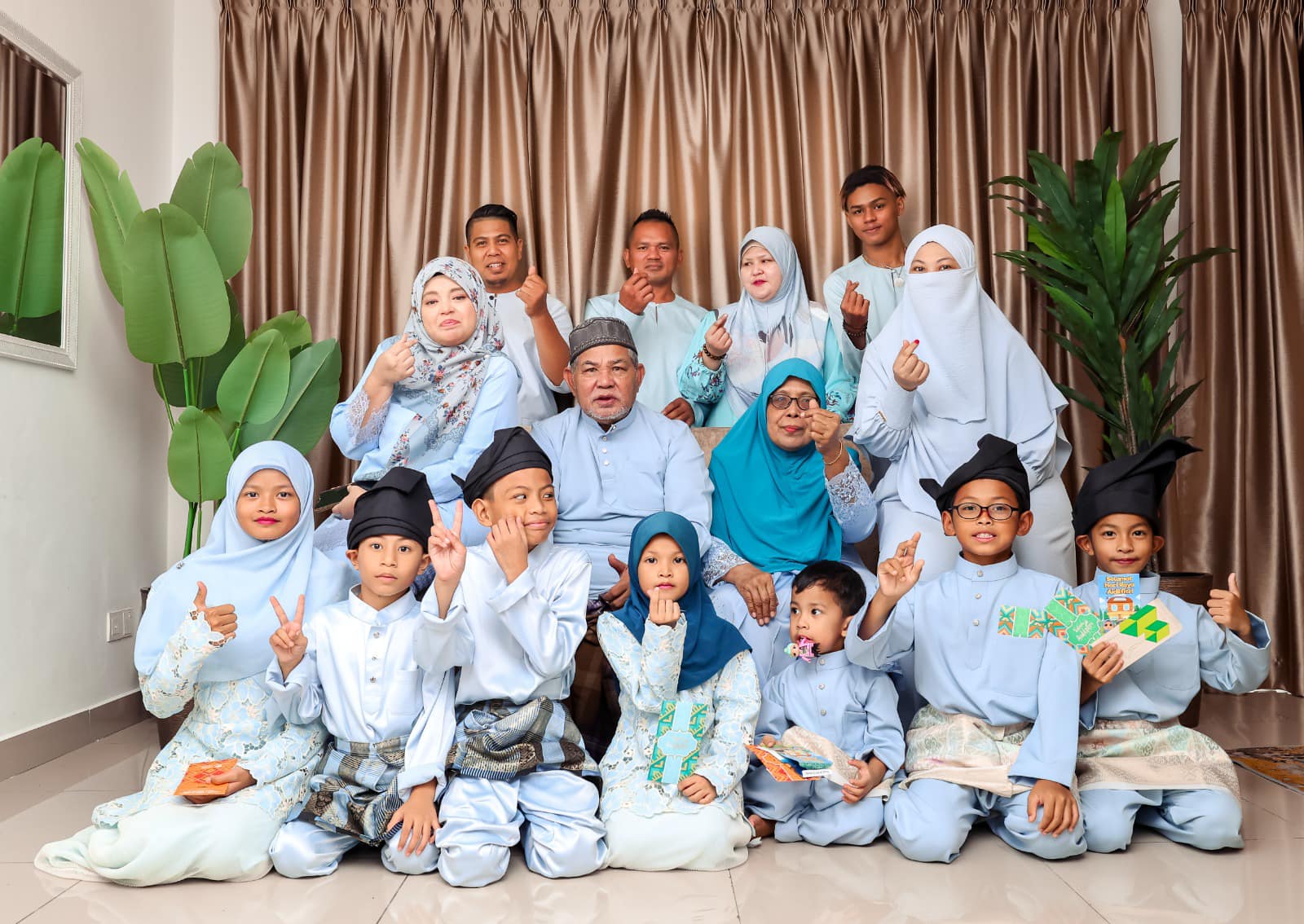 Farah Cie Age, Husband, and Children: What Happened at KLIA Shooting ...