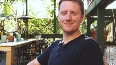 Who Is Evan Cronin (TikTok)? Wiki, Age, Height, Girlfriend, Family ...