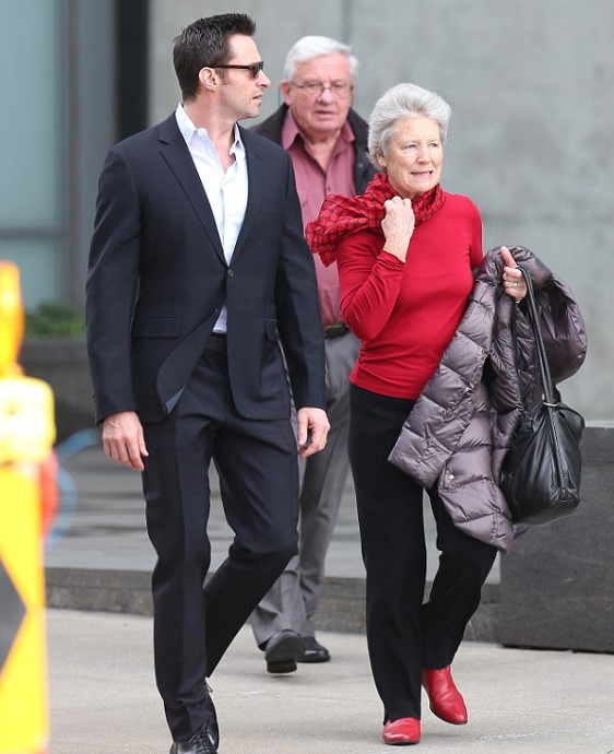 Who is Hugh Jackman Dating? Know Girlfriend, Wife and Children of the Actor