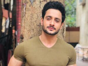 Who is Savi Thakur? Know his Age, Wife, Family, BIO and Lifestyle