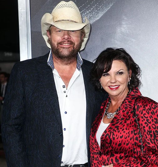 Who is Tricia Lucus? Meet Toby Keith's Wife
