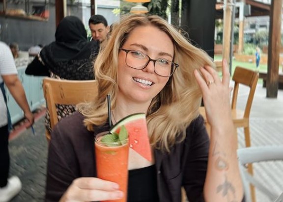 Who is Amy Thunig? All about Luke McGregor's Wife
