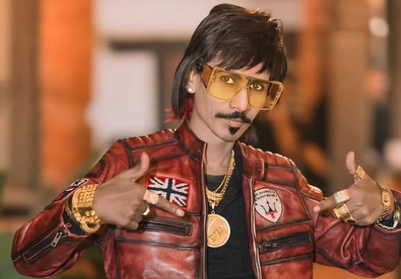 Dolly Chaiwala Biography (Indian Tea Seller and Social Media influencer)