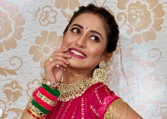 Elina Samantray Biography: Age, Husband, Family, Net worth, Wiki