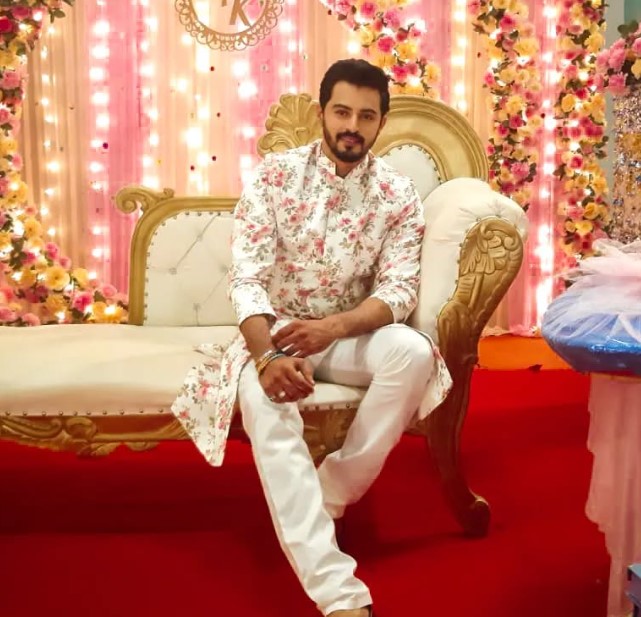 Nikhlesh Rathore Biography