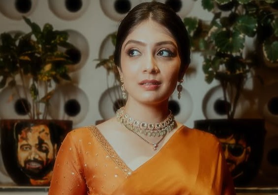 Puja Joshi Biography: Age, Husband, Family, Career, Wiki