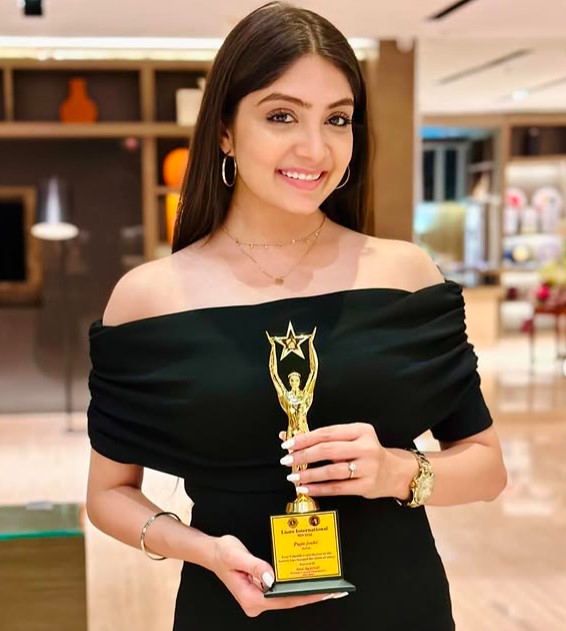 Puja Joshi Biography: Age, Husband, Family, Career, Wiki