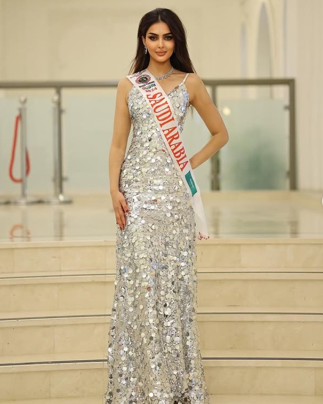 Rumy Alqahtani Biography (Saudi Arabia Model)