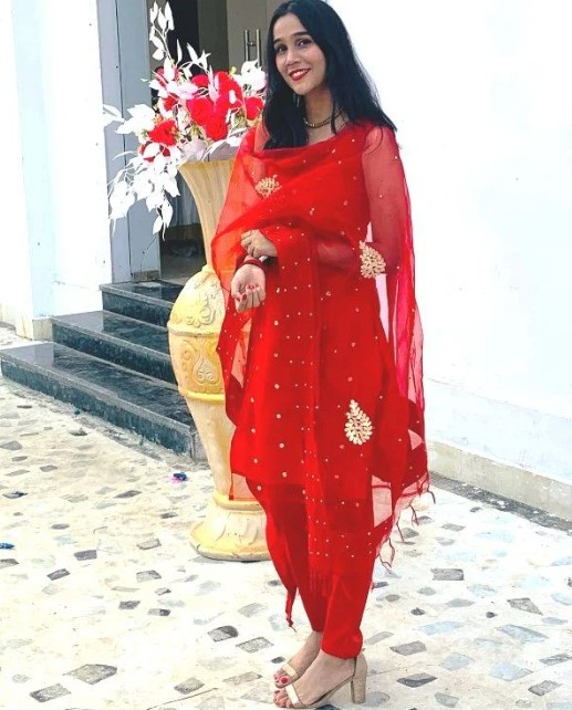 Shradha Mishra Biography (Indian Singer)
