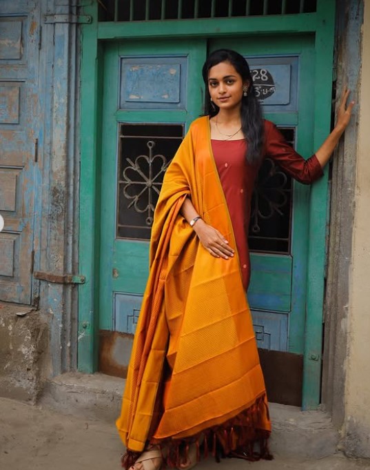 Smeha Manimegalai Wiki, Height, Age, Boyfriend, Family, Biography & More
