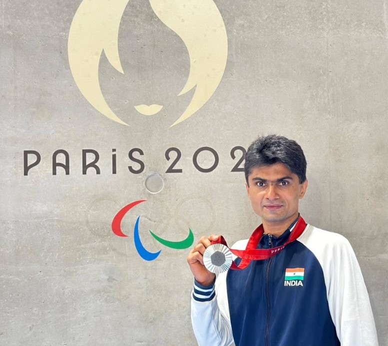 Suhas Lalinakere Yathiraj Biography (Indian Badminton Player)