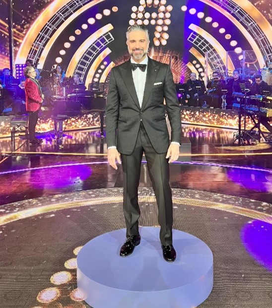 Jaime Camil: Bio, Age, Height, Family, Wife, Siblings, Net Worth