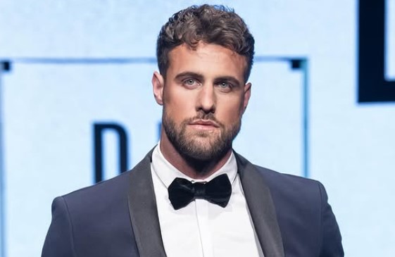 Mitchell Eason (Perfect Match) Bio, Age, Height, Family, Net Worth