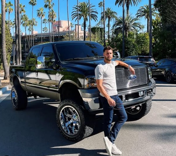 Mitchell Eason (Perfect Match) Bio, Age, Height, Family, Net Worth