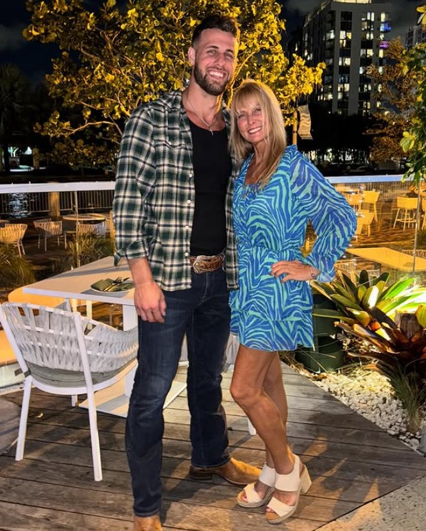 Mitchell Eason (Perfect Match) Bio, Age, Height, Family, Net Worth