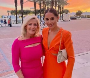 Kaylee Hartung Salary, Height, Age, Net Worth, Wiki, Family