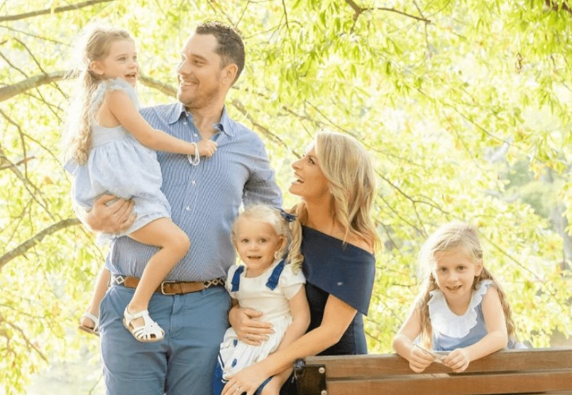 Lynda Kinkade Age Net Worth Salary Height Biography Husband