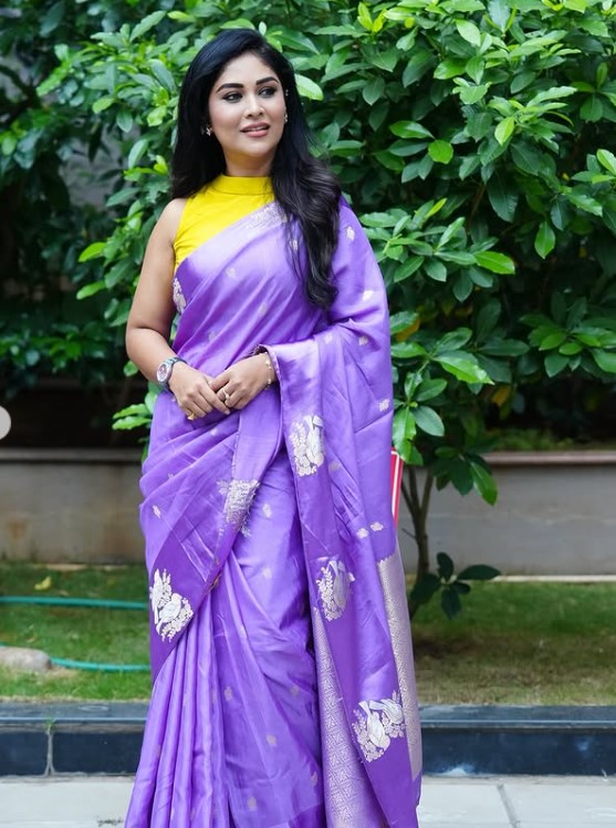 Manjula Paritala Wiki, Age, Height, Boyfriend, Husband, Family ...