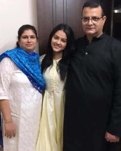 Priyal Mahajan Wiki, Age, Boyfriend, Family, Biography & More