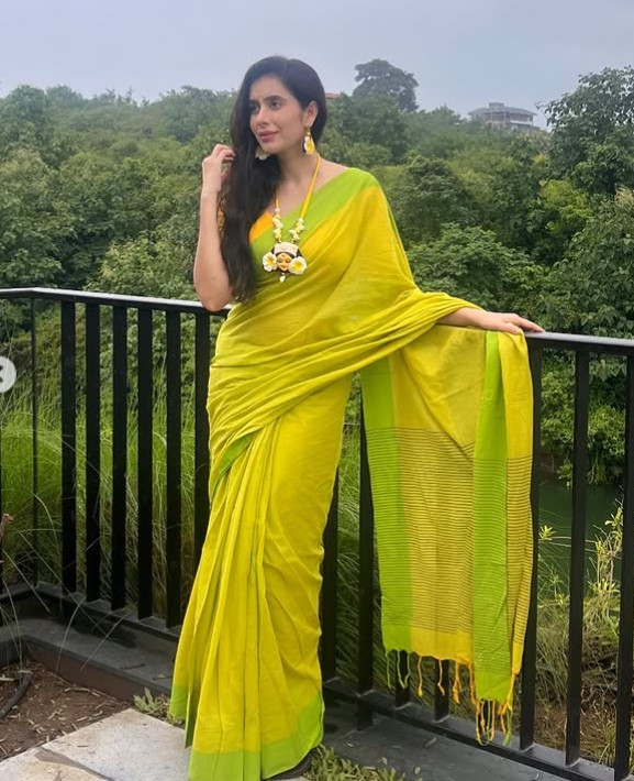 Charu Asopa Wiki, Age, Boyfriend, Husband, Family, Biography & More