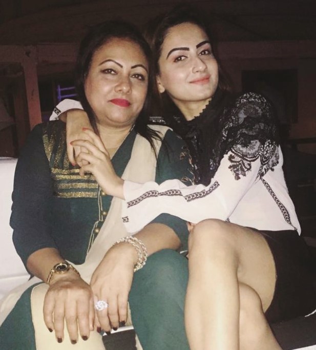 Zaara Yesmin Wiki, Age, Boyfriend, Family, Biography & More