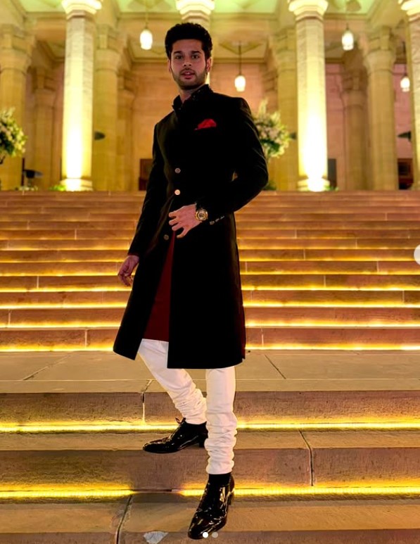 Abhimanyu Dassani Biography, Wiki, Age, Height, Caste, Girlfriend ...