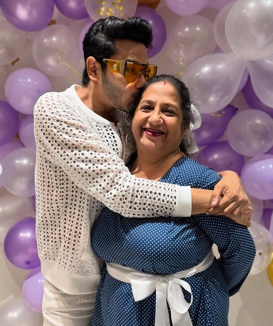 Nayandeep Rakshit Biography, Age, Parents, Wife, Controversy, Caste ...