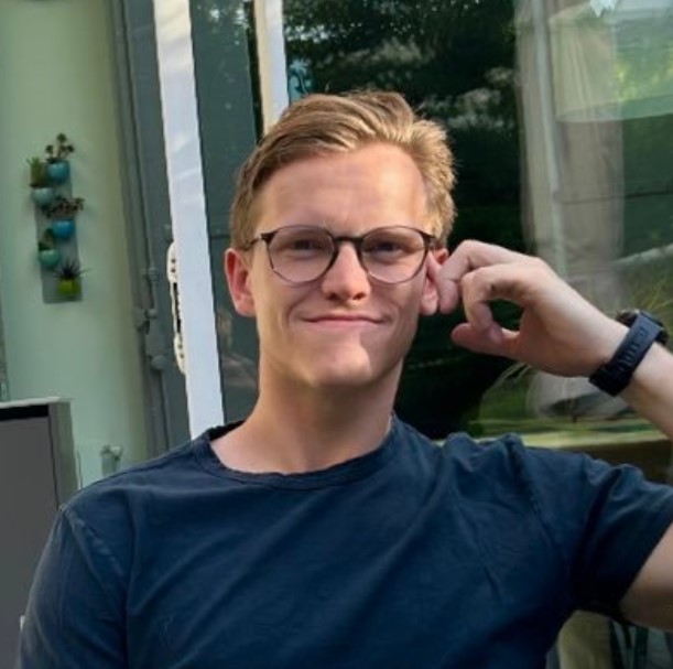 Pete DeJoy (Astronomer CEO) Wiki, Height, Age, Girlfriend, Wife, Family ...
