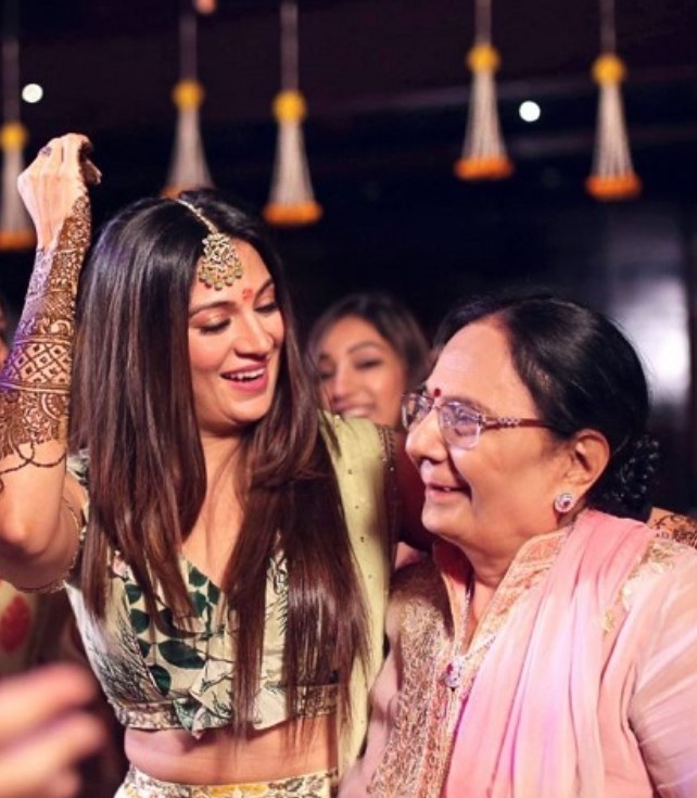 Sonia Kapoor Reshammiya Biography
