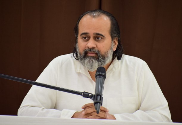 Acharya Prashant Biography – Age, Wife, Family, Net Worth & More