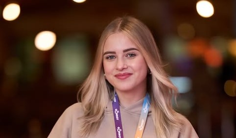 ­Itsmisabell (TikTok Star) Ethnicity, Biography, Age, Boyfriend, Family ...