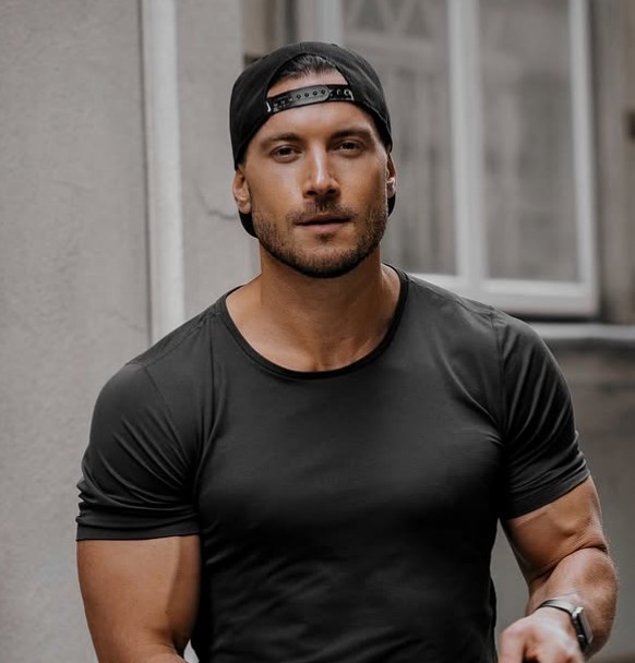 Mario Schafzahl (Fitness Influencer) Height, Biography, Age ...