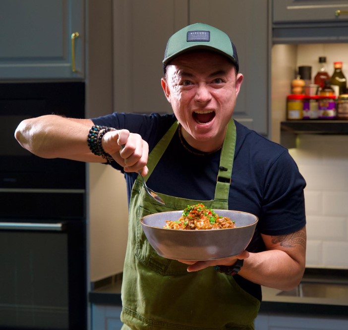 Sherson Lian (Food Influencer) Age, Biography, Wife, Family, Net worth
