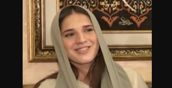 Ansha Afridi (Shaheen Afridi’s Wife) Age, Children, Parents, Biography ...