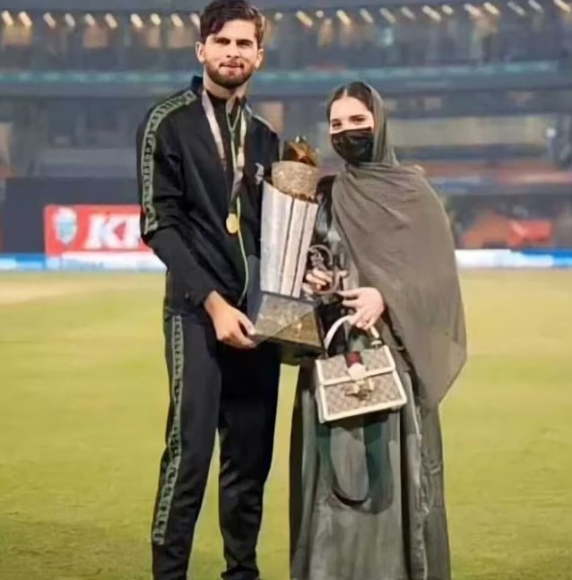 Ansha Afridi (Shaheen Afridi’s Wife) Age, Children, Parents, Biography ...