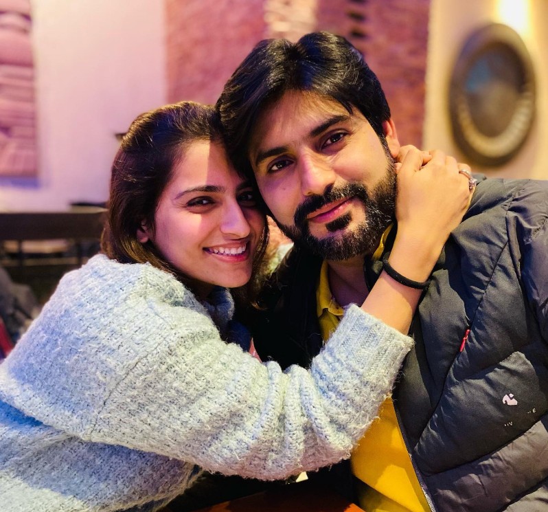 Manya Narang (Singer) Height, Age, Husband, Family, Biography & More