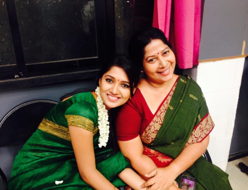 Vani Bhojan Height, Age, Boyfriend, Family, Biography