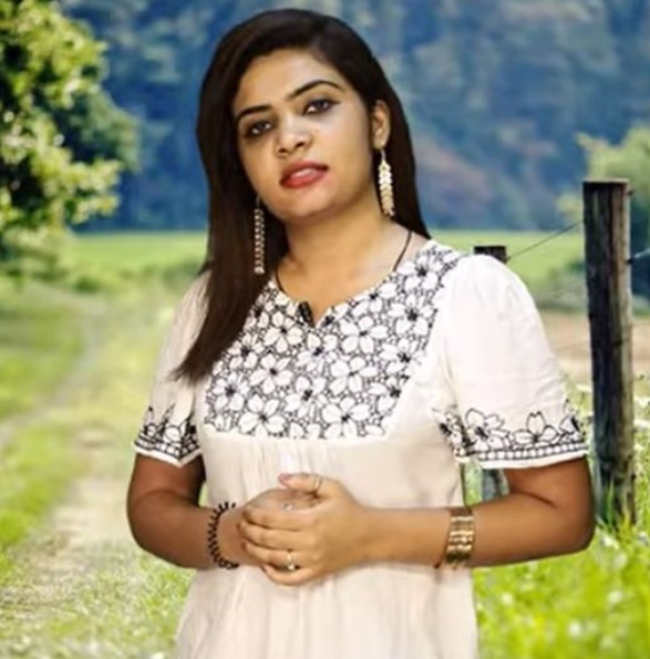 Alka Raj: Height, Age, Biography, Family, Web Series List