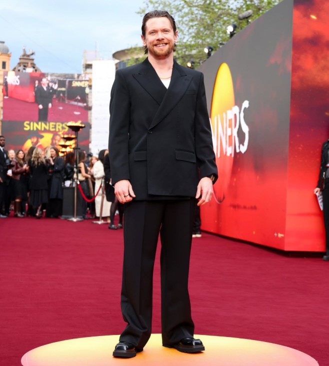 Jack O’Connell (Actor) Height, Biography, Age, Girlfriends, Family