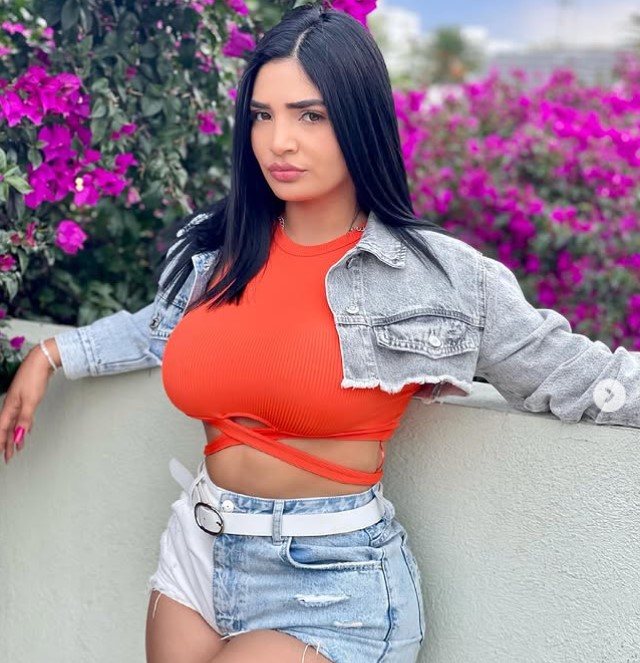 Mariangela Nieves: Age, Biography, Height, Net Worth, Family