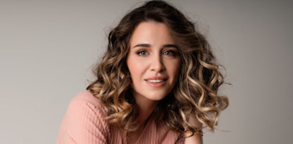 Nursena Yilmaz: Height, Biography, Net Worth, Age, Family