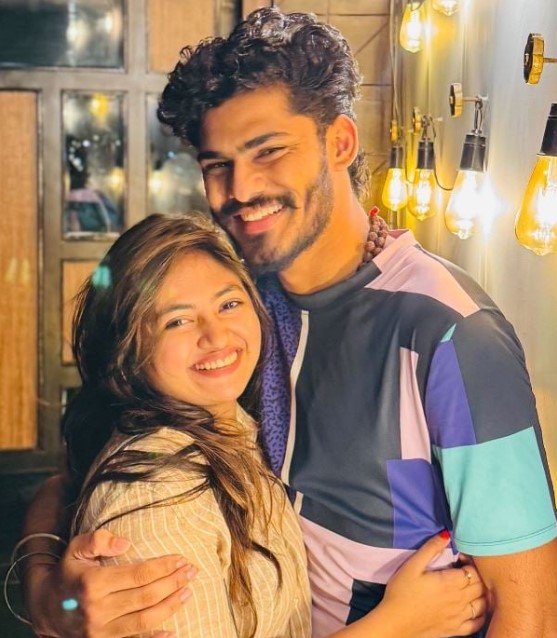Shaalin Zoya (Cook With Comali) Age, Husband, Biography, Height, Family