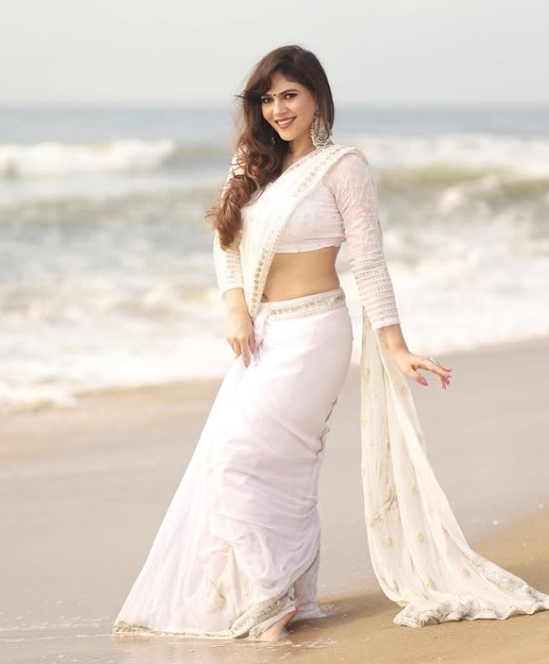 Sherin Shringar (Bigg Boss Tamil) Height, Age, Husband, Family & Biography