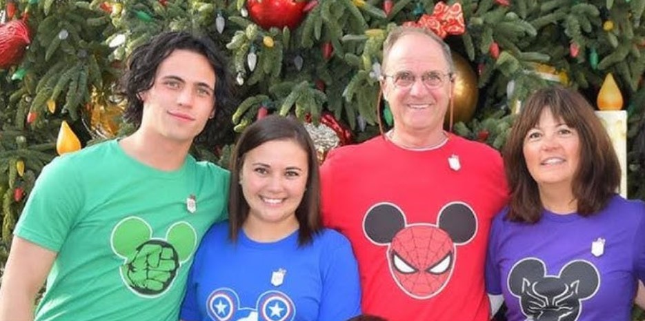 Tanner Buchanan Ethnicity, Height, Age, Wife, Family, Biography