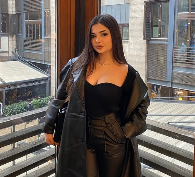 Ozlem Kaymakci: Height, Age, Boyfriend, Family, Biography and More